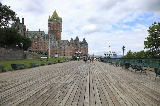 Wooden Boardwalk On Terrace Dufferin Chateau Editorial Stock Photo ...