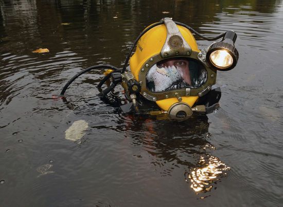Professional Diver Work On Construction Site Editorial Stock Photo ...