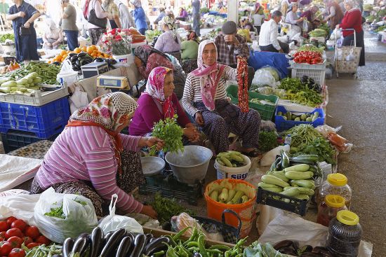 Marketwomen Farmers Market Manavgat Antalya Province Editorial Stock ...