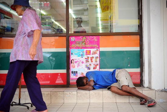 Homeless Guy Sleeps Front Convenience Store Editorial Stock Photo ...
