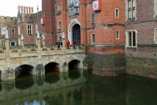 Usually Dry Moat Hampton Court Palace Editorial Stock Photo - Stock ...
