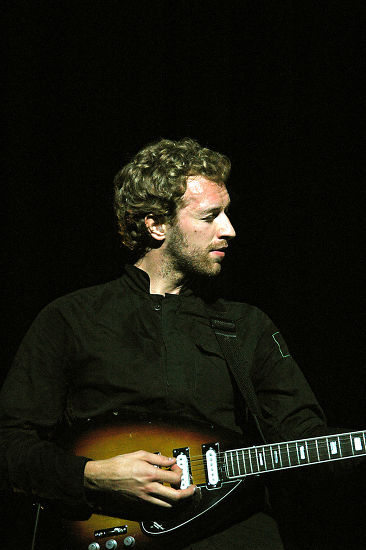 Coldplays Chris Martin Playing Guitar Glastonbury Editorial Stock Photo ...