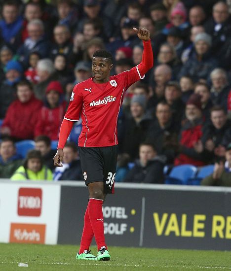 Wilfried Zaha Cardiff City Gives Thumbs Editorial Stock Photo - Stock ...