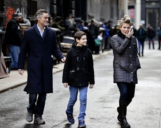 Grayson Mccouch David Mazouz Brette Taylor Editorial Stock Photo ...