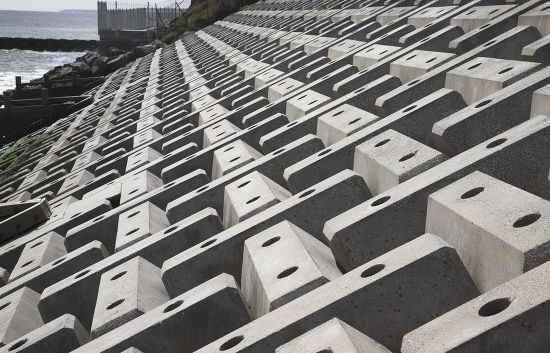 Energy Dissipating Blocks Sloping Sea Wall Editorial Stock Photo ...