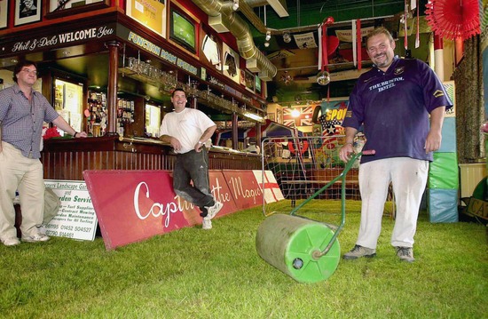 Phil Curtis Rollering Turf His Bar Editorial Stock Photo - Stock Image ...