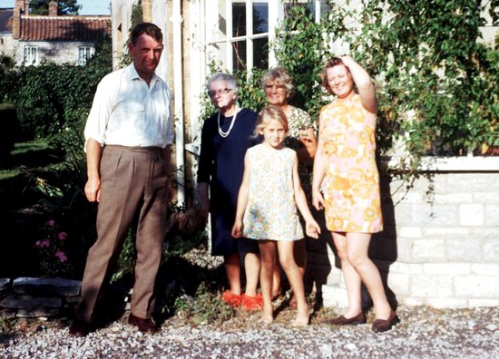 Tom Deidre Leece Daughter Rosemary Toms Editorial Stock Photo - Stock ...