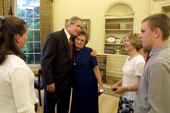 President George W Bush Hugging Oreta Editorial Stock Photo - Stock ...