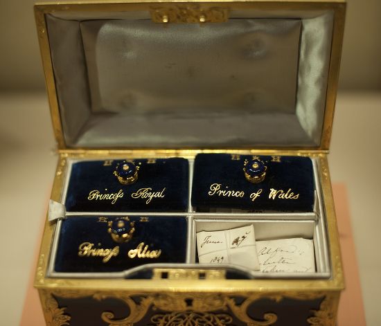 Casket Containing First Teeth Queen Victorias Editorial Stock Photo ...