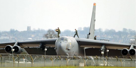 Usaaf Ground Crew Working On B52 Editorial Stock Photo - Stock Image ...