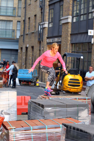 Ellie Goulding Jumping On Pallets Bricks Editorial Stock Photo - Stock ...