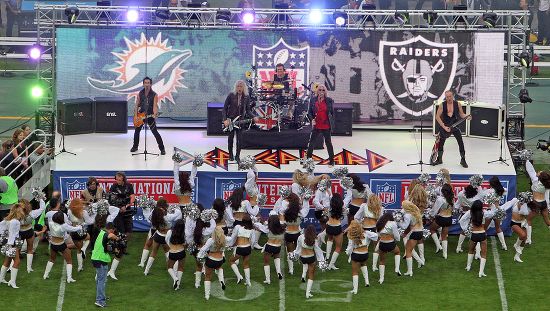 General View Oakland Raider Cheerleaders Raiderettes Editorial Stock ...