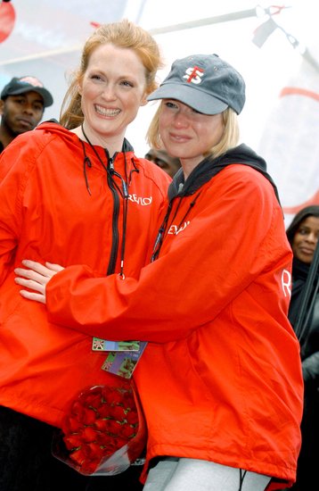 Julianne Moore Renee Zellweger Editorial Stock Photo - Stock Image ...