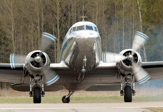 Mcdonnell Douglas Dc3 Prepares Take Off Editorial Stock Photo - Stock ...
