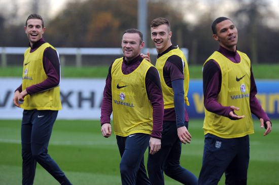 Wayne Rooney Smiles During Training Callum Editorial Stock Photo ...