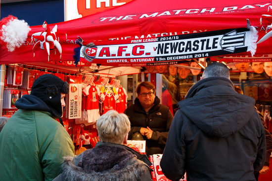 Arsenal Merchandise Store Outside Emirates Stadium Editorial Stock ...