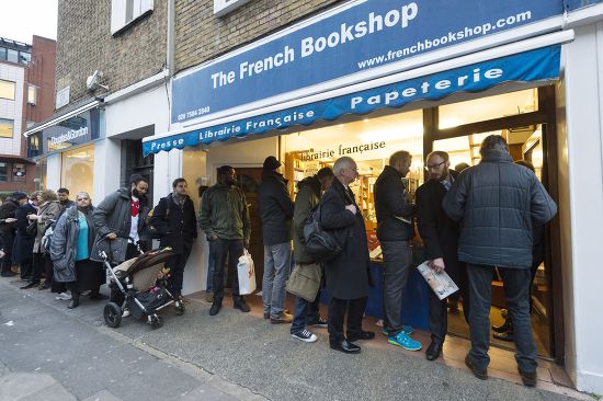Customers Queue Outside French Bookshop Copies Editorial Stock Photo ...