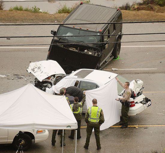 Bruce Jenner Car Accident Editorial Stock Photo - Stock Image ...