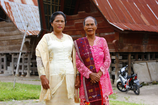 Batak Women Batak Culture Samosir Island Editorial Stock Photo - Stock ...