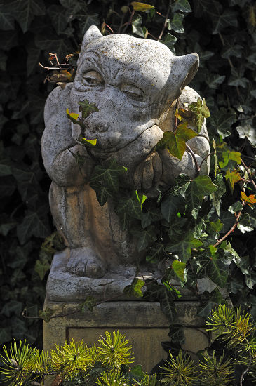 Ivy Overgrown Garden Sculpture Gargoyle Serving Editorial Stock Photo ...