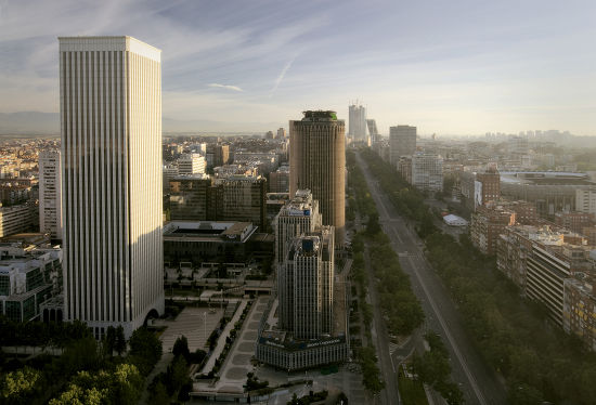 Azca Sunrise Torre Picasso Torreuropa Madrid Editorial Stock Photo ...