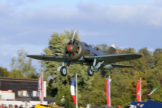 Soviet Fighter Aircraft Polikarpov I16 Rata Editorial Stock Photo ...