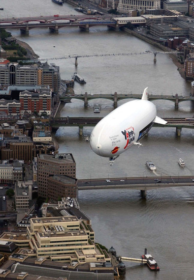 75 Metre Long Zeppelin Over London Editorial Stock Photo - Stock Image ...