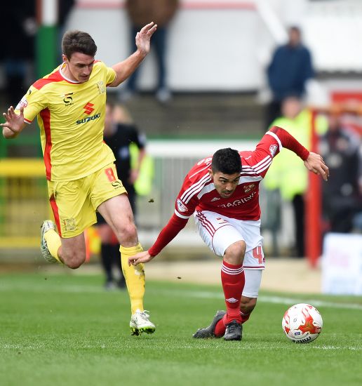 Swindon Towns Massimo Luongo Takes Nasty Editorial Stock Photo - Stock ...