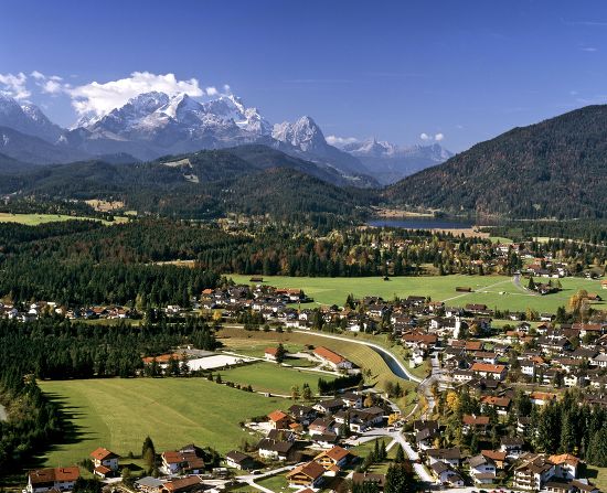 Kruen Der Isar Lake Barmsee Isartal Editorial Stock Photo - Stock Image ...
