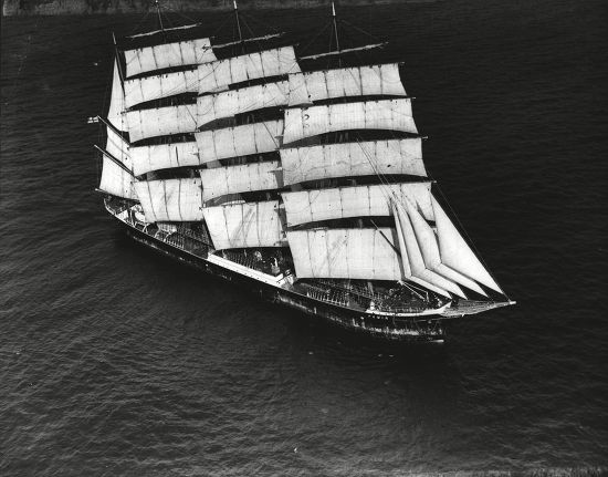 Finnish Sailing Ship Pamir Editorial Stock Photo - Stock Image ...