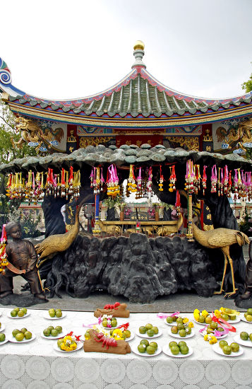 Pavillion Sacred Religious Artifacts Chinese Palace Editorial Stock ...