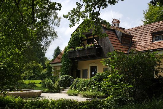 Kuenstlerhaus Gasteiger Artists Residence Mathias Und Editorial Stock ...