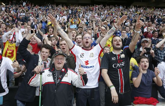 Mk Dons Fans Celebrate Promotion Editorial Stock Photo - Stock Image ...