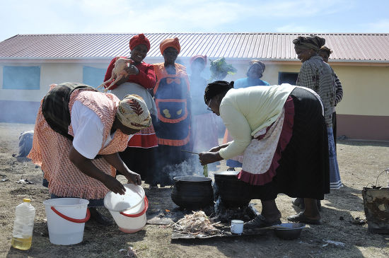 Women Cooking Over Open Fire Lady Editorial Stock Photo - Stock Image ...