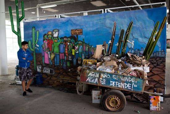 Graffiti By Brazilian Artist Mundano Editorial Stock Photo - Stock ...