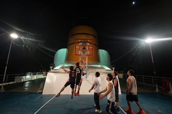 Crew Play Basketball Onboard Queen Victoria Editorial Stock Photo ...