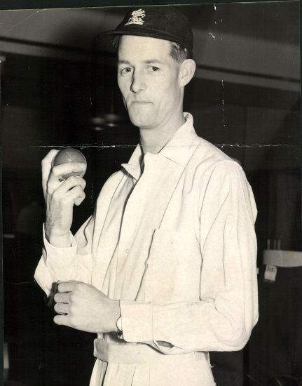 John Mortimore Cricketer Box 0569 270515 Editorial Stock Photo - Stock ...
