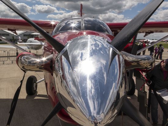 Brightly Polished Propeller Executive Aircraft Editorial Stock Photo ...