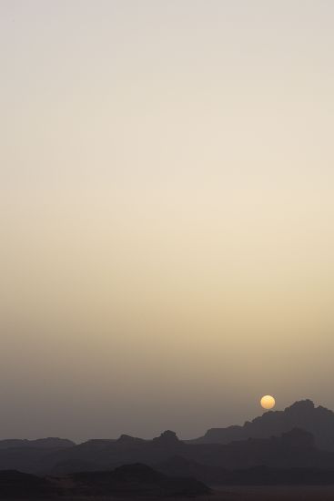Sun Dropping Towards Horizon End Day Editorial Stock Photo - Stock ...