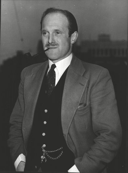 Alan Exley Daily Mail Agriculture Correspondent Editorial Stock Photo ...