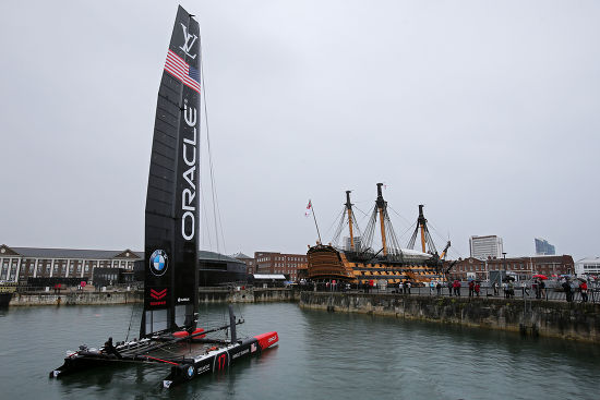 Team Oracle Boat Usa Awaits Turn Editorial Stock Photo - Stock Image ...