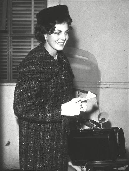 Moya Meaker Miss South Africa Leaving Editorial Stock Photo - Stock ...