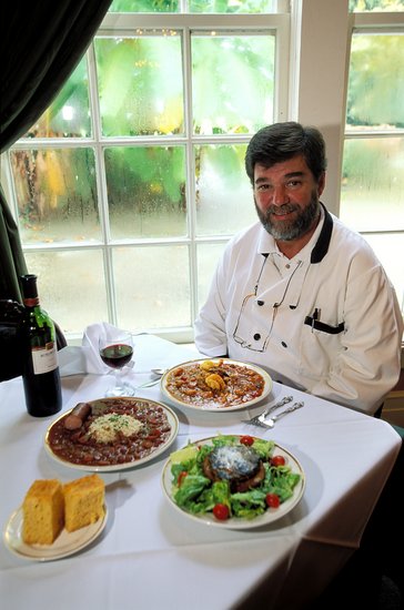 Nottoway Plantation Hotel Chef Johnny Jambalaya Editorial Stock Photo ...