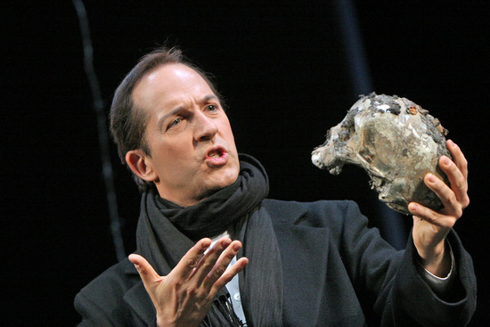 Michael Maloney Hamlet Barbican Theatre London Editorial Stock Photo - Stock Image | Shutterstock
