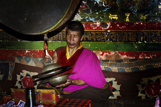 Monk Drums Cymbal Ganden Convent 4300m Editorial Stock Photo - Stock ...