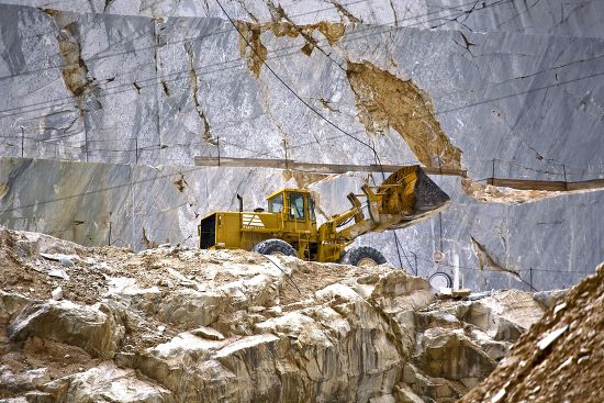 Mechanical Shovel Excavator Marble Stone Pit Editorial Stock Photo ...