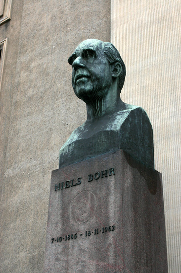 Sculpture Niels Bohr Copenhagen Denmark Editorial Stock Photo - Stock ...