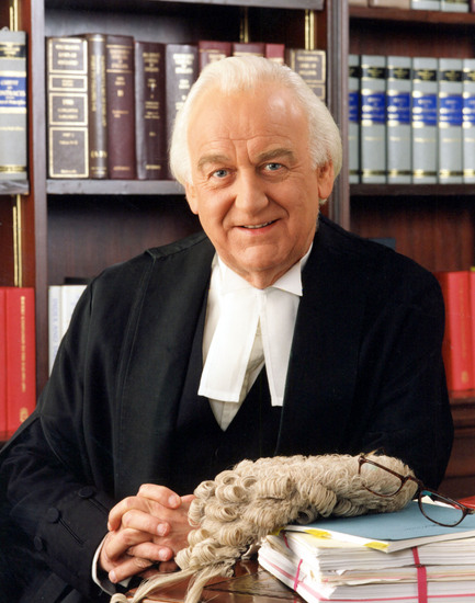 John Thaw Kavanagh Qc 1998 Editorial Stock Photo - Stock Image ...