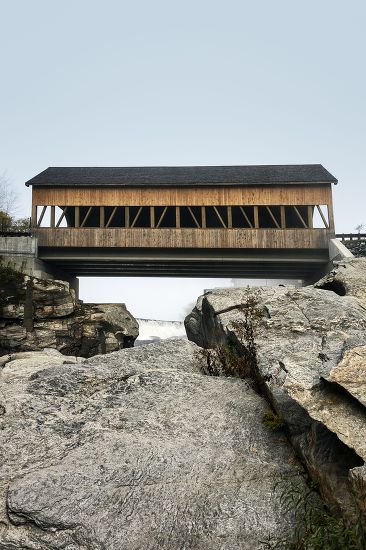 Quechee Covered Bridge Hartford Editorial Stock Photo - Stock Image ...