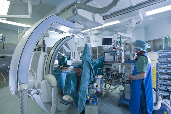 Cardiac Surgery Hybrid Operating Room Deutsches Editorial Stock Photo ...